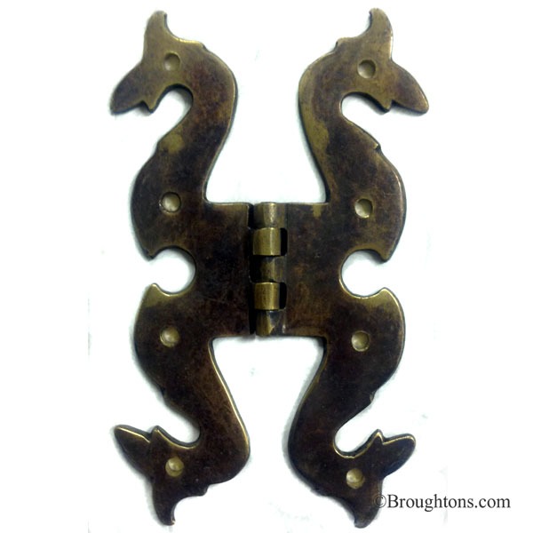 Snake Hinge Antique Brass 102mm - Broughtons Lighting & Ironmongery