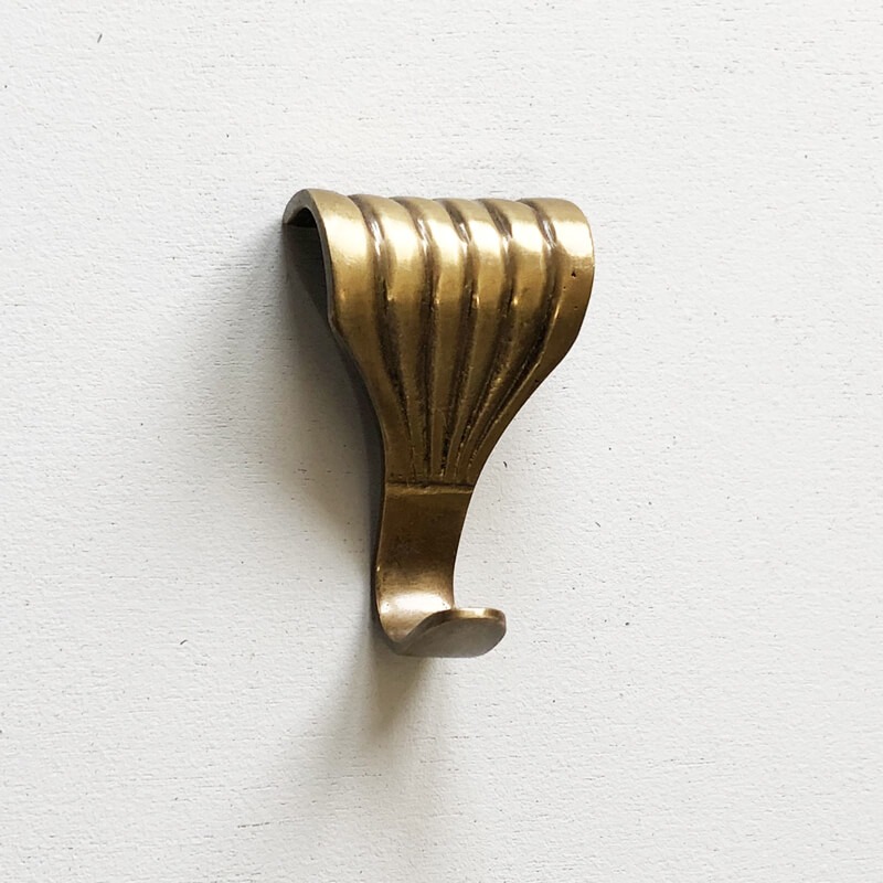 Picture Rail Hook (Heavy) Antique Satin Brass (PK 5) - Broughtons ...