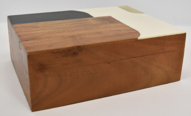 9" x 7" Multicolor Polyresin Box - Wilford & Lee Home Accents