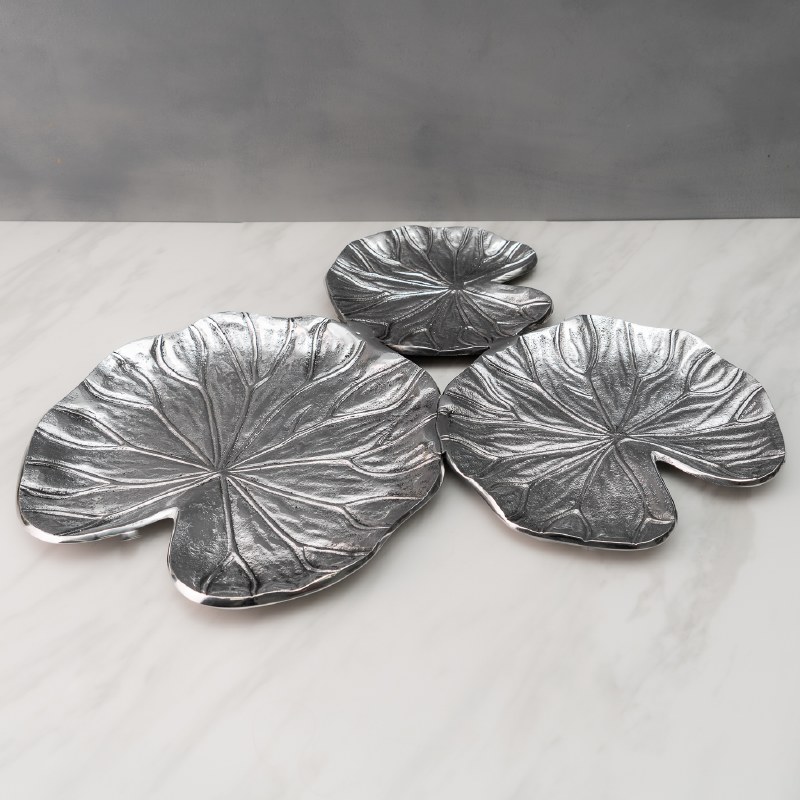 21" Silver Metal Flower Platter - Wilford & Lee Home Accents