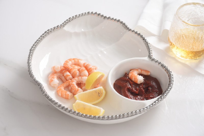 10" x 11" White and Silver Bead Rim Ceramic Conch Shell Chip and Dip ...