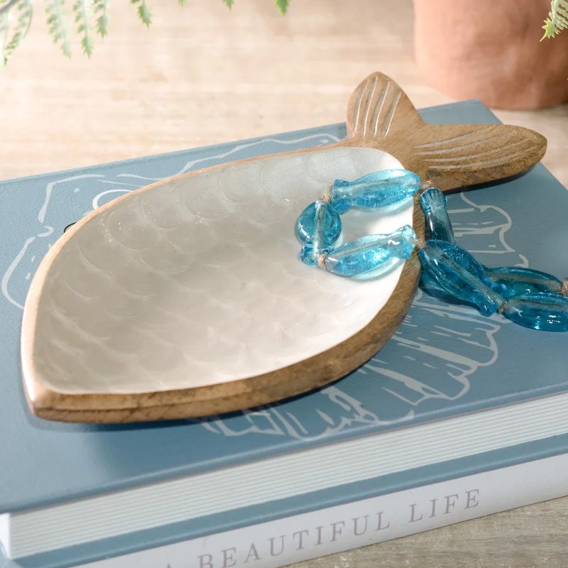 6" x 15" Brown and White Scallop Shell Pattern Coastal Wood Fish Shaped ...