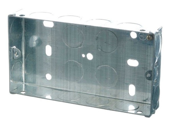 2G 25mm Galvanised Box - Clarkes Bailieborough