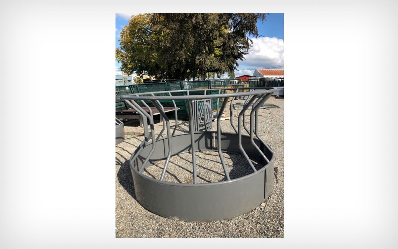 Round Bale Funnel Feeder - Bar T5 Trailers & Tack