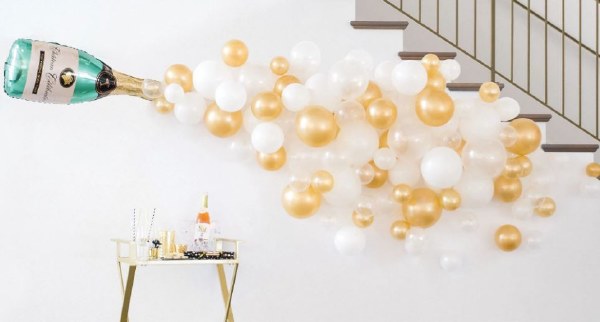 DIY Champagne Balloon Garland Kit - Champion Party Supply