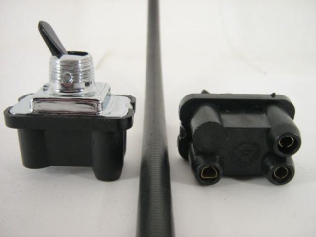 3 TERMINAL BLACK TOGGLE SWITCH - C. OBERT & CO.