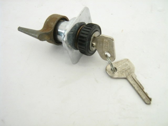 1974-78 GLOVE BOX LOCK ASSY - C. OBERT & CO.
