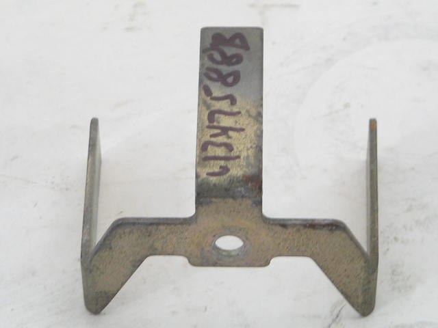 SINGLE POST CLOCK MOUNT BRACKT - C. OBERT & CO.