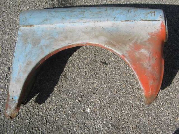USA RIGHT FRONT FENDER OFF CAR - C. OBERT & CO.
