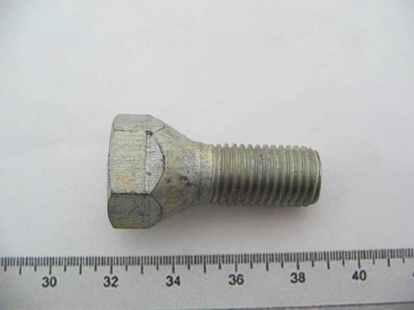 LH THREAD WHEEL BOLT - C. OBERT & CO.