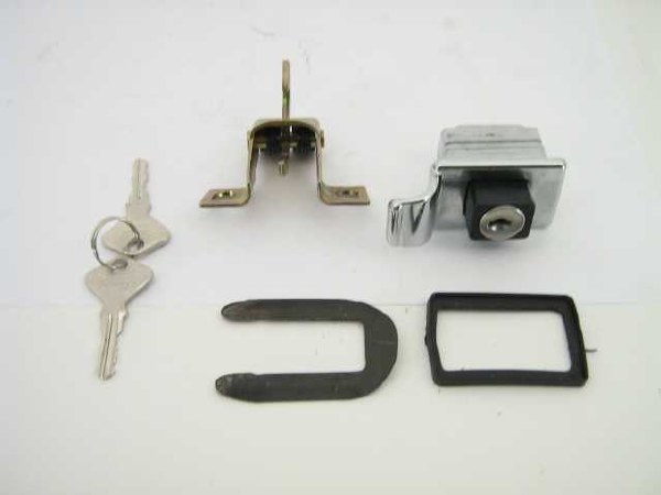 LOCKING ENGINE LID HANDLE - C. OBERT & CO.