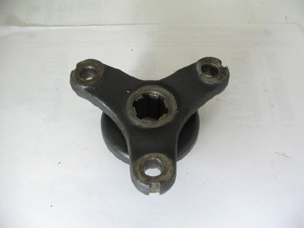 TRANSMISSION OUTPUT FLANGE - C. OBERT & CO.