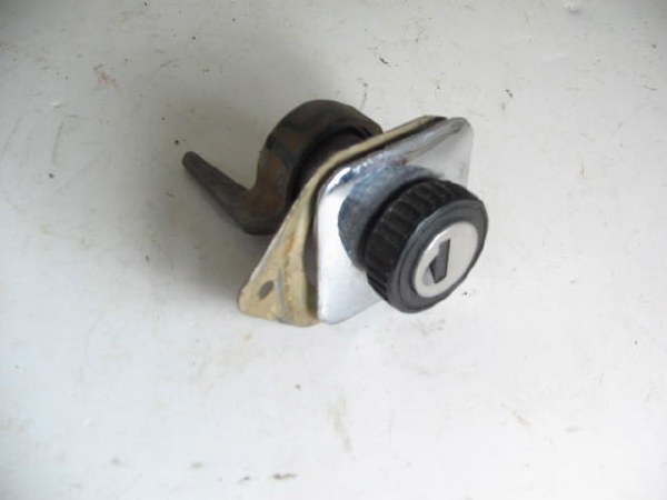 1974-78 GLOVE BOX LOCK ASSY - C. OBERT & CO.