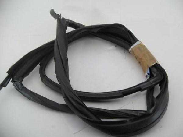 WINDSHIELD RUBBER MOULDING - C. OBERT & CO.