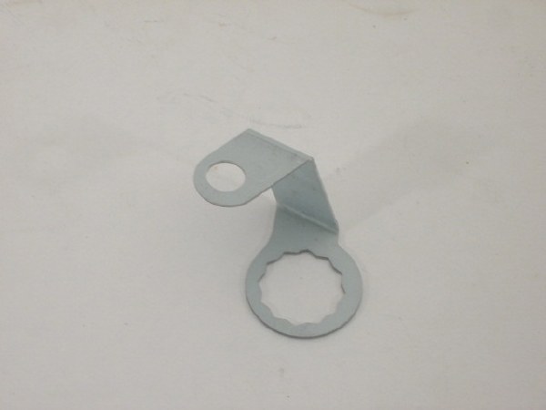 RIGHT FRONT HOSE RETAINER - C. OBERT & CO.