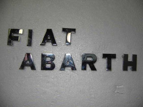 "FIAT ABARTH" SEPARATE LETTERS - C. OBERT & CO.