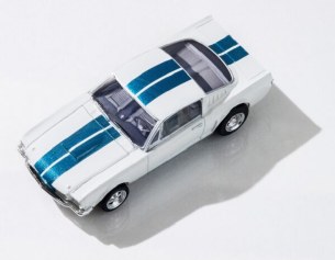 SHELBY GT350 1965 WHT/BLUE - Nicholas Smith Toys