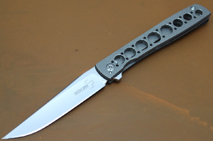 Urban Trapper Titanium - New Graham Knives