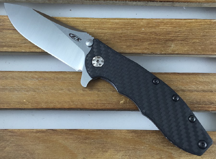 Zero Tolerance Knives Logo